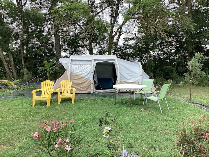 La Tente Bleue - Talmont-sur-Gironde