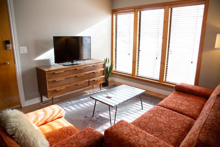 Spacious Neighborhood Apartment - Ogden, UT
