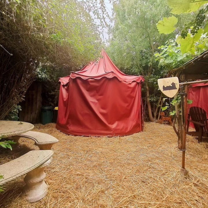 Le Camp Du Chevalier, Campement Médiéval Privatisé - Valençay