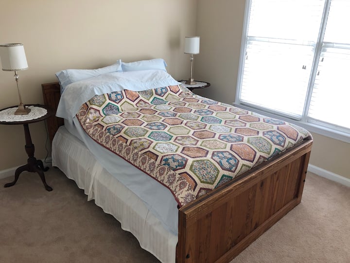 Cozy Room Available Close To Rtp Area. 1 Bed - Wake Forest, NC