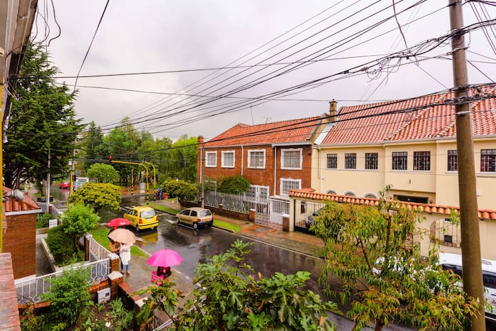 Cozy Casa Felicidad For Groups, Duplex Apartments - Bogota