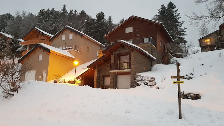 Chalet Tilou, Au Pied Des Pistes (Ski, Randonnées) - Ax 3 Domaines