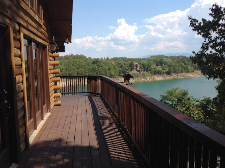 Sernenity View On Douglas Lake - Dandridge, TN