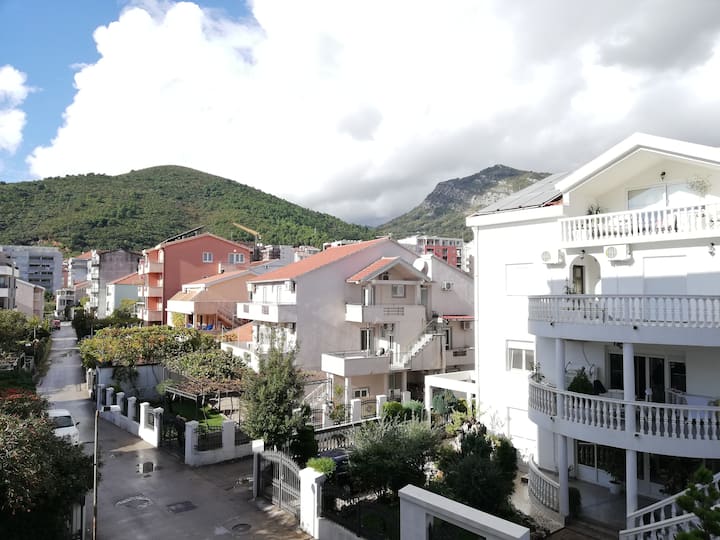 Apartment Azalea - Budva