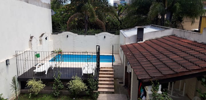 Espectacular Casa En Barrio Sur Con Pileta - Tucumán