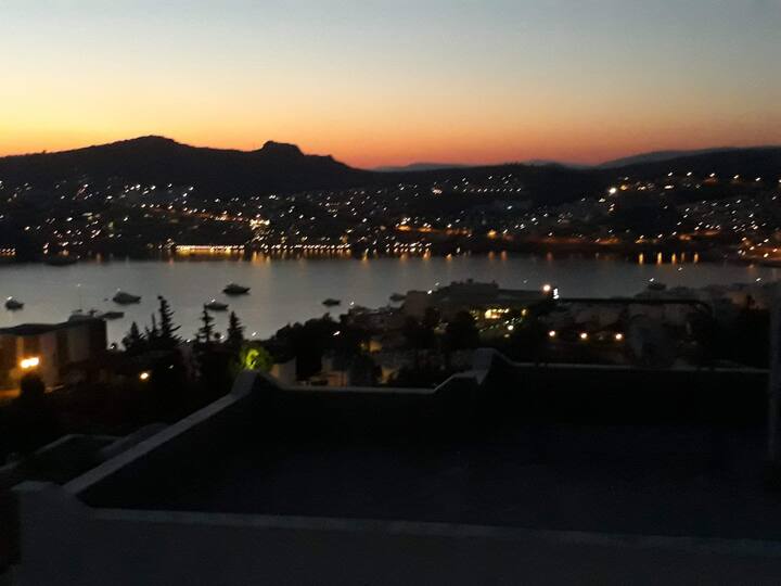 Muhteşem Manzaralı Villa - Yalıkavak