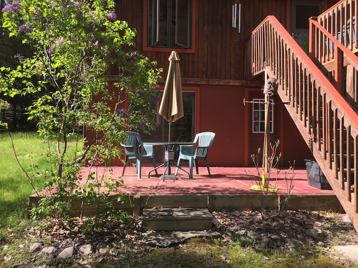 Private Apt In Secluded Home 4 Mi From Woodstock. - Woodstock, NY
