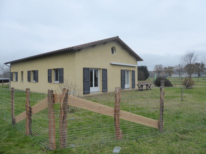 Bonheur En Famille à La Ferme - Mably