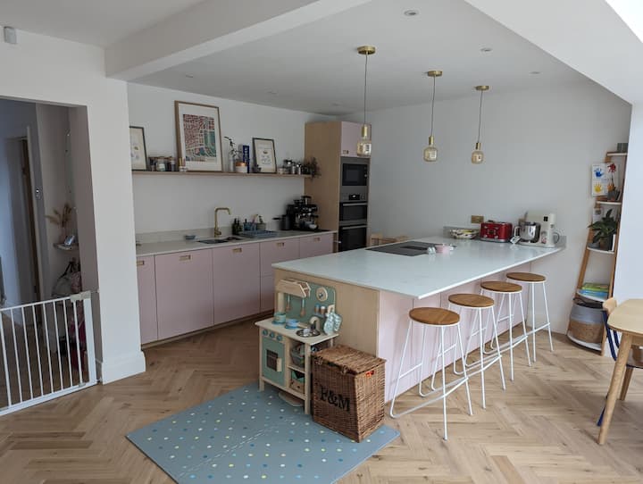 Perfect Home For Cheltenham Races (10 Min Walk) - Cheltenham