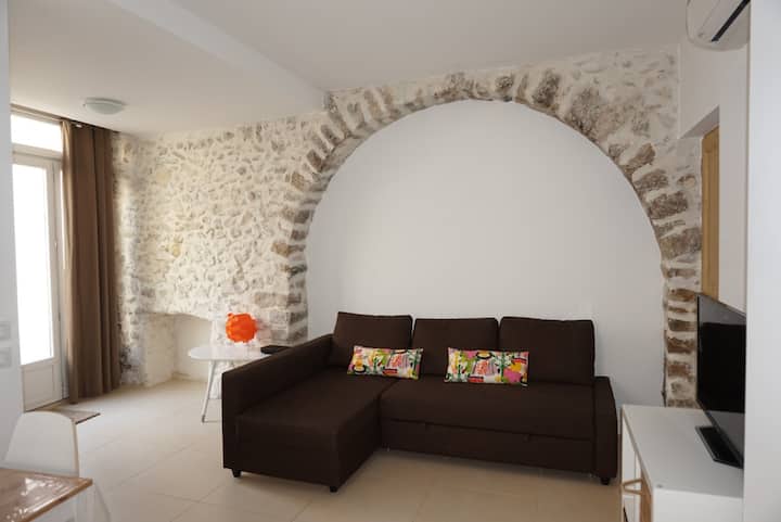 Nouveau! Studio Neuf A 50 M Du Port - Cassis
