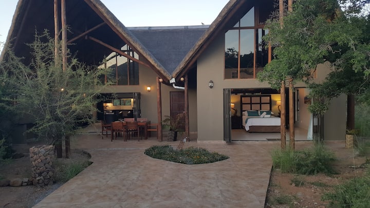 4 Suite Lodge - Sun City
