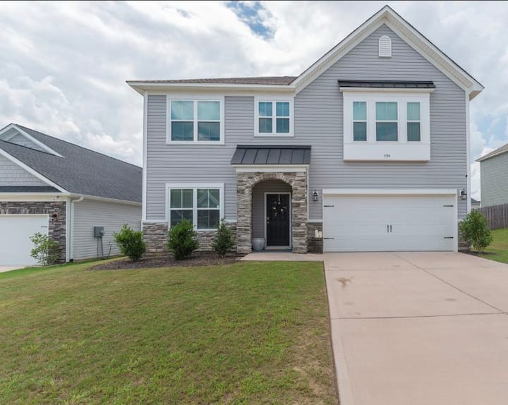 Comfortable Aiken Masters Rental - 艾肯