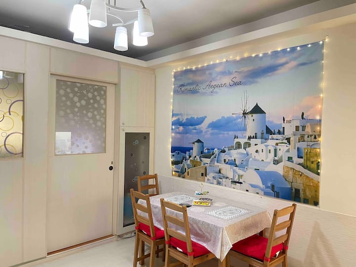 2房1廳舒適小宅(可住1~6人),近六合夜市.南華市場,鄰信義國小.美麗島捷運站 - Xinxing District