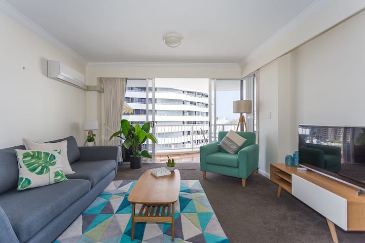 Broadbeach Phoenician Resort...you’ll Love It! - Broadbeach