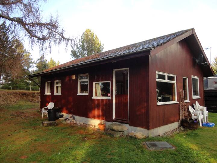 Cosy Chalet At Mondhuie, Nethy Bridge, Cairngorms - Aviemore