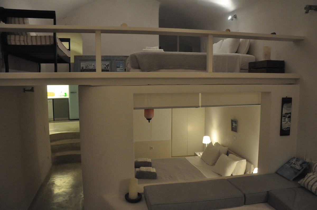 Santorini Mayia Cave House with Private Cave Pool - Cycladic houses ...