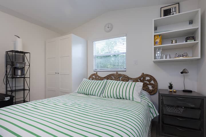 South Miami Tropical Cottage/near Um/ Coral Gables - Pinecrest, FL