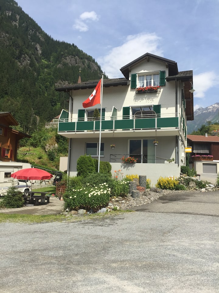 Ferienwohnung Im Herzen Von Uri, Schweiz - Sedrun