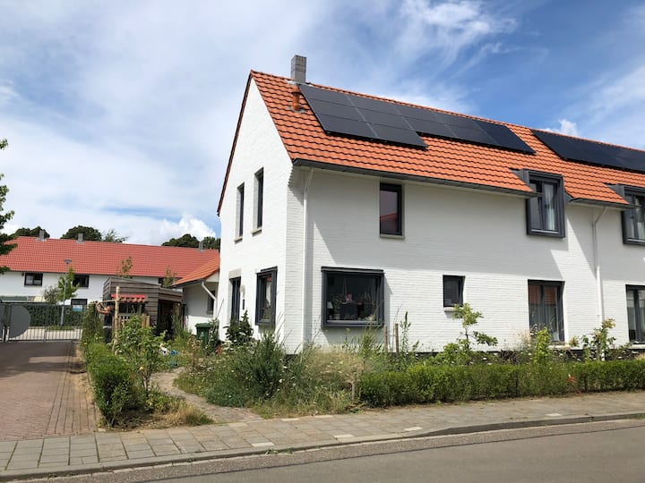 Family Home, Green Garden, Close Centre + Nature - Maastricht