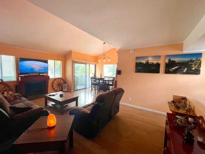 Long Stays - 2bd/2ba Home W/ Garage - Calabasas, CA