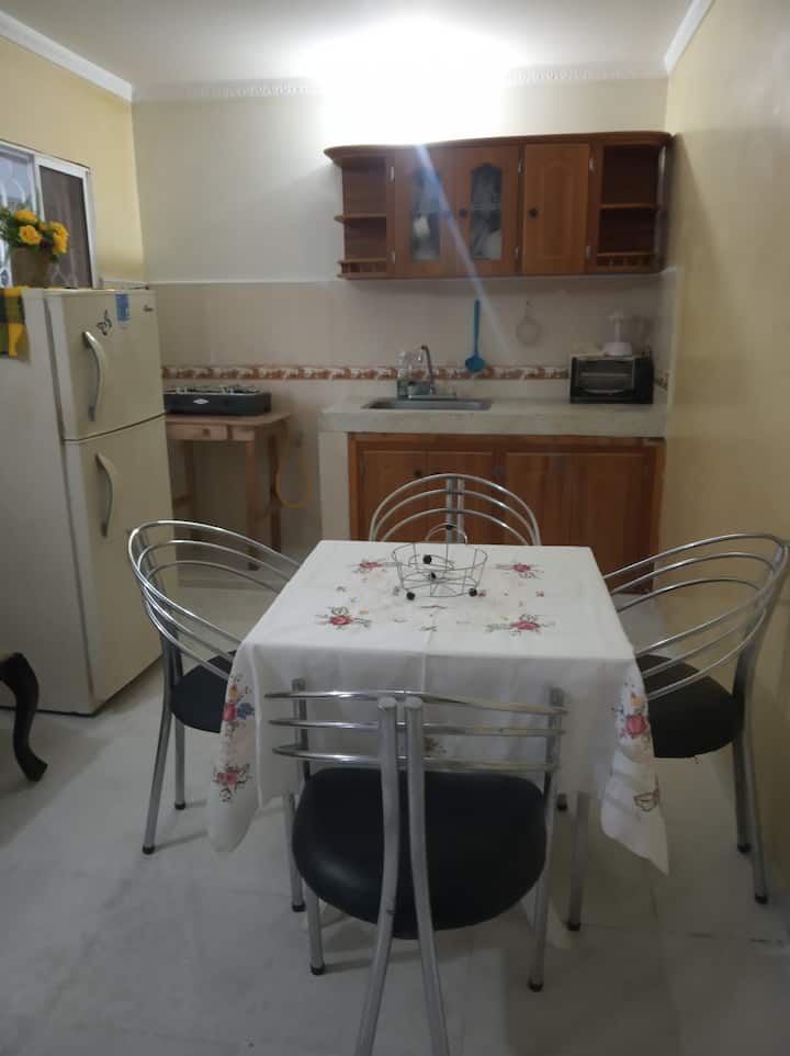 Apartamento Entero Amplio Con Aire Acondicionado. - Santa Marta, Colombia
