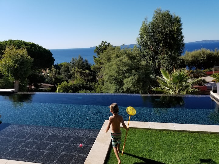 Superb Seaview Mid-century Villa With Pool - Hyères