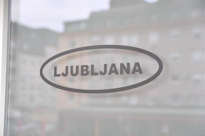 Time Art Ljubljana 250m From Central Bus Station - Ljubljana