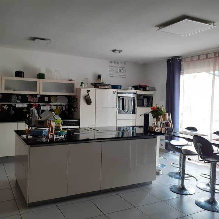 Juste Un Instant - Roquebrune-sur-Argens