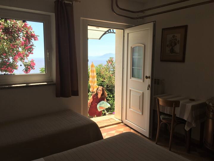 Villa Paradiso Sospesa Sul Mare Citr:009013aff0008 - Finale Ligure