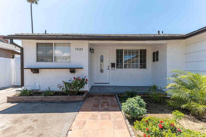 Noho 4 Bdrm Villa - Los Ángeles, CA
