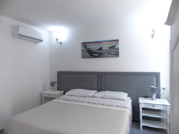 Affittacamere (Dal Duca Enrico)i.u.n.f1596 - Castelsardo