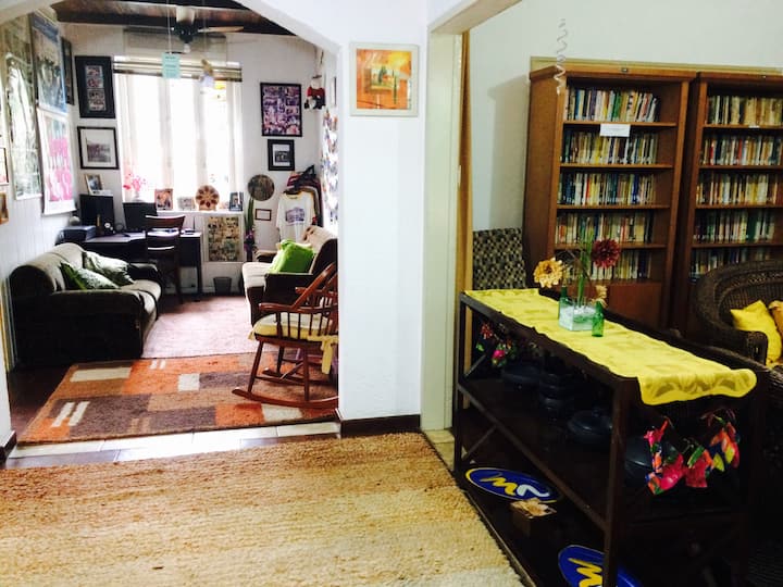 Suíte Família(6 Pessoas/sala/coz/tv/churrasqueira - Porto Alegre