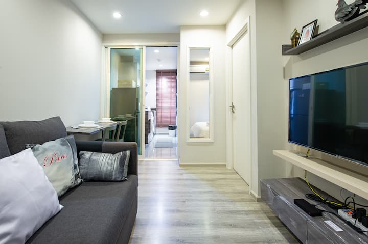 Clean & Cozy 1bedroom Apt, Steps From Bts Ari - Bangkok