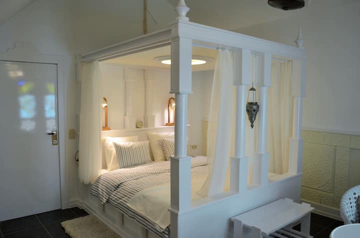 Het Blauwe Huis 2, B&b In De Vlaamse Ardennen - Zottegem