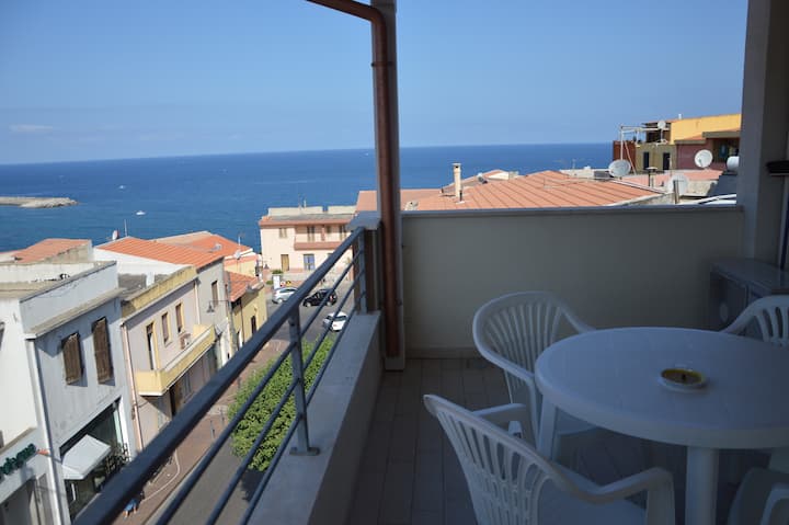 App 5 Via Carlo Alberto 26a  - Vista Mare - Castelsardo