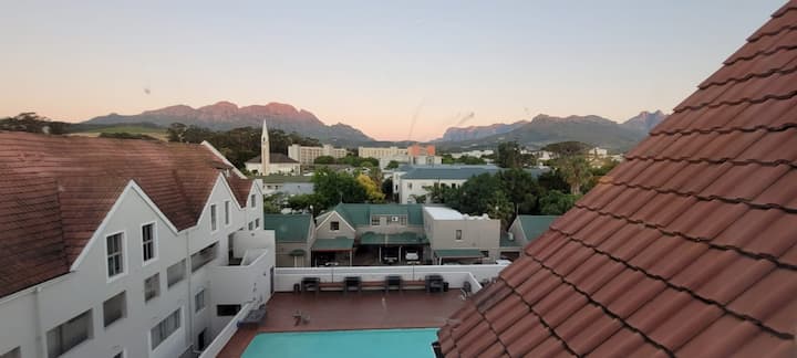 Luxury Stellenbosch Apartment | Panoramic Views - Stellenbosch