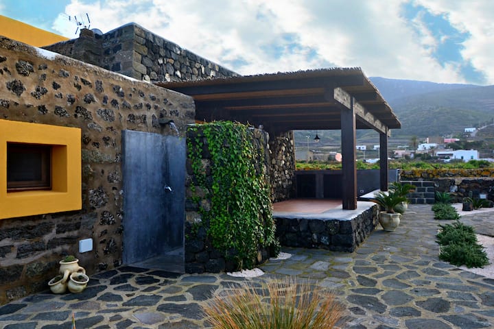 Dammuso Helios A - Pantelleria
