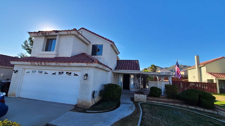 Contemporary Home - Moreno Valley, CA