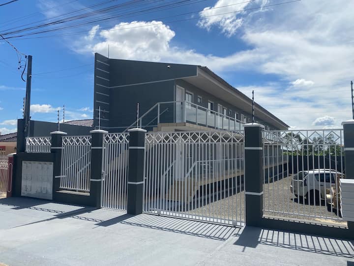 Alugo Kitinet Em Uvaranas Com Estacionamento - Ponta Grossa