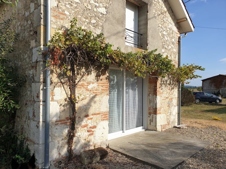Loue Jolie Maisonnette De 70 M² Avec Jardin - Boé
