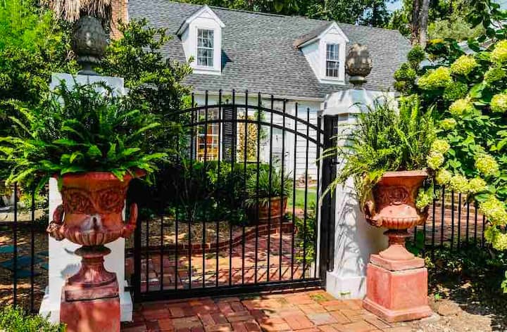 Elegant Cozy Colonial/private/self Check-in - Portsmouth, VA