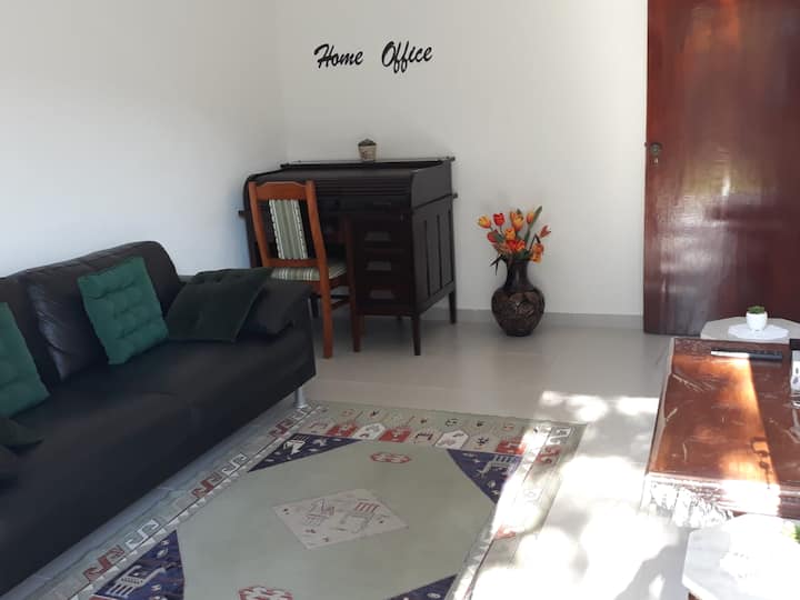 Casa De Hóspedes Centro Atibaia Wifi600 C/piscina - Atibaia