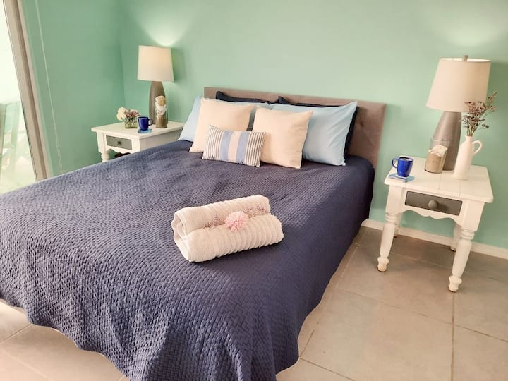 Penthouse Con Vista Al Mar - Imperial Beach, CA