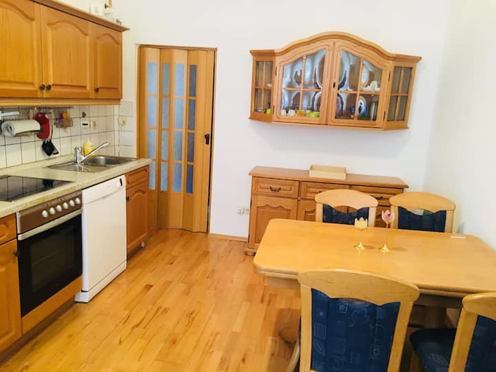 Renovated Apartment Close To City Center - Nuremberg, Germany