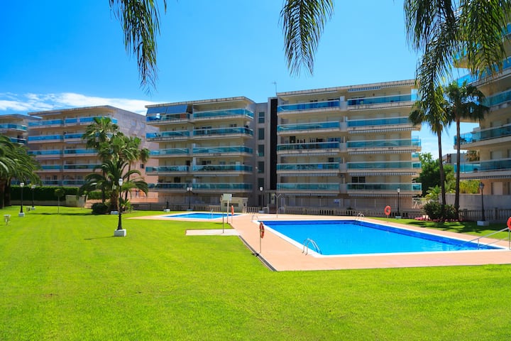 F3 Lumineux Central  Piscine Plage Portaventura - Reus