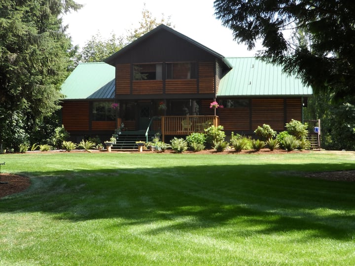 Frog Creek Lodge - Fox Island, WA