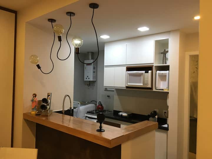 Confortável Apartamento De 1 Quarto No Catete - Rio de Janeiro