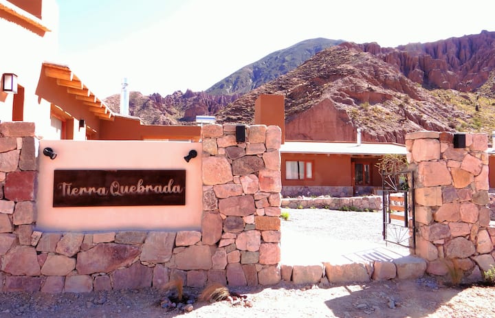 Tierra Quebrada +Desayuno + Servicios (4) - Jujuy