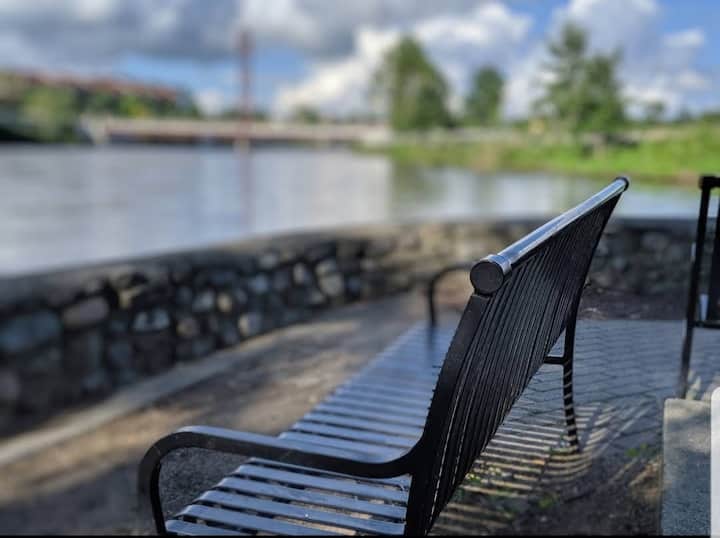 Upstairs Kingbed On Mishawaka Riverwalk 🌞Longstay - Mishawaka, IN