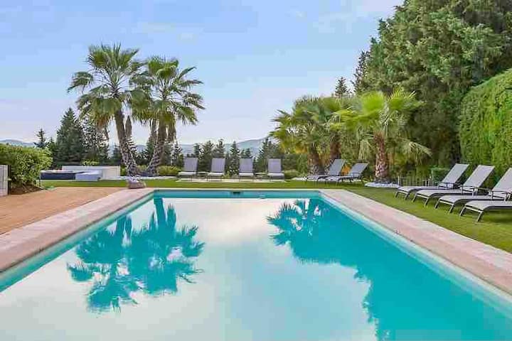 Beyond Hillridge - 6 Beds - Views-private - Pégomas